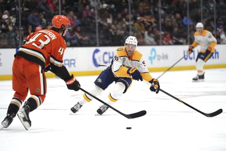Killorn scores tiebreaking goal midway through 3rd period, Ducks beat ...