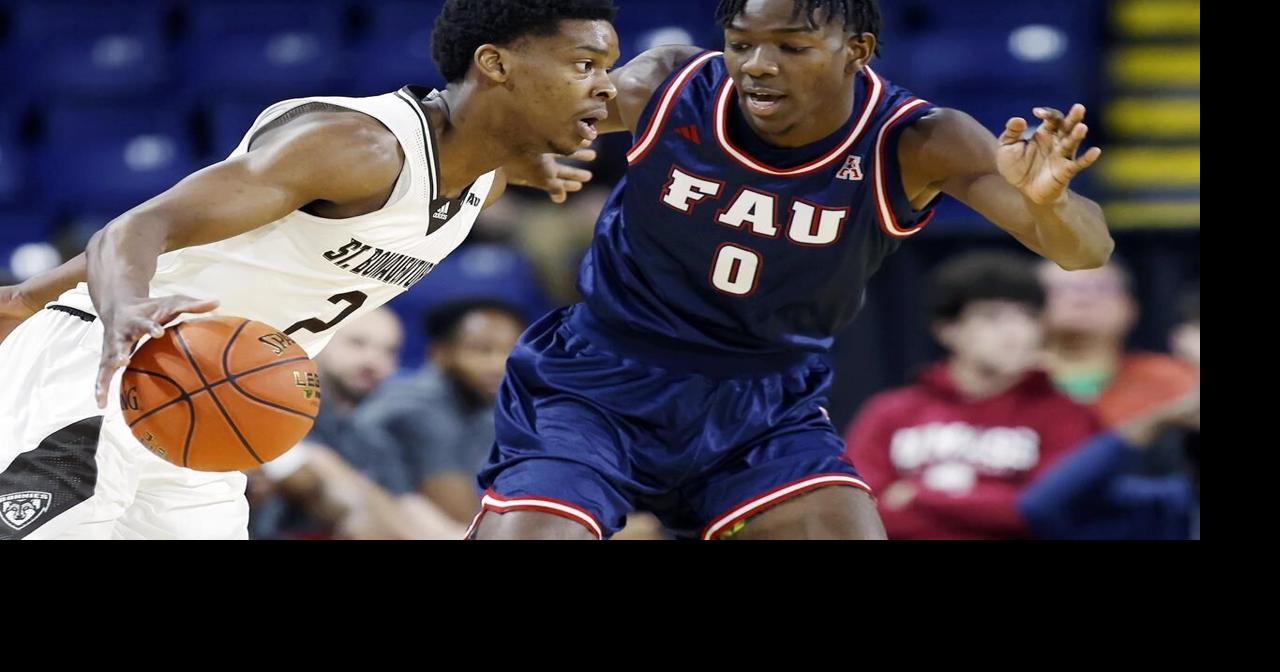Johnell Davis leads No. 15 FAU over St. Bonaventure 64-54 in Hall of ...