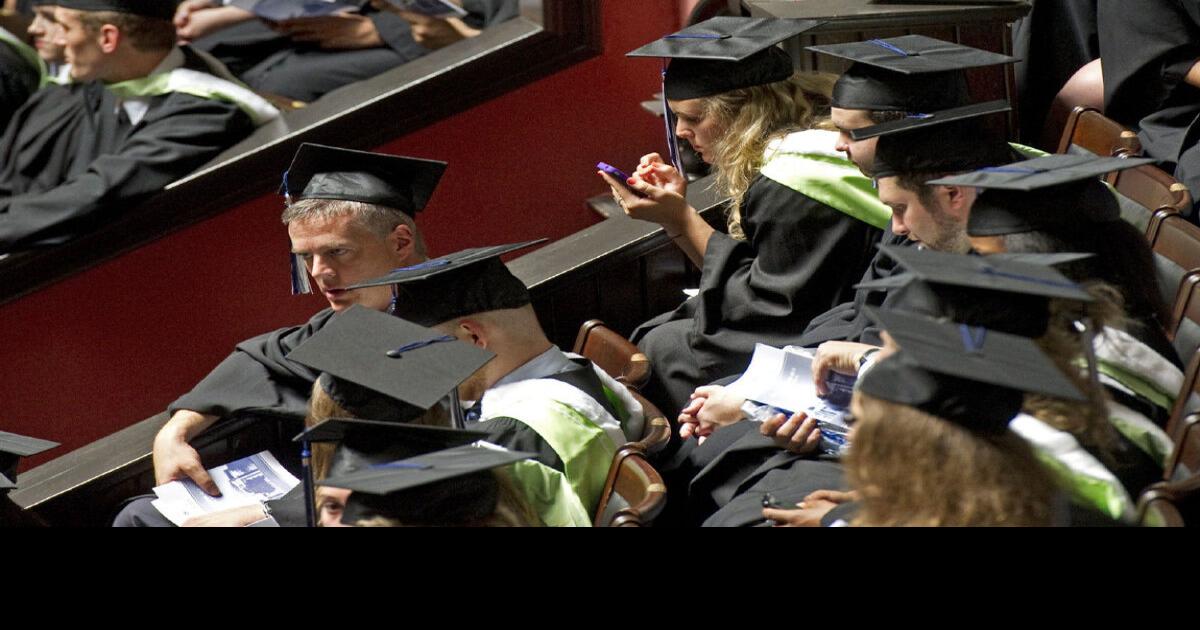 Disastrous Ontario government report suggests three-year university ...