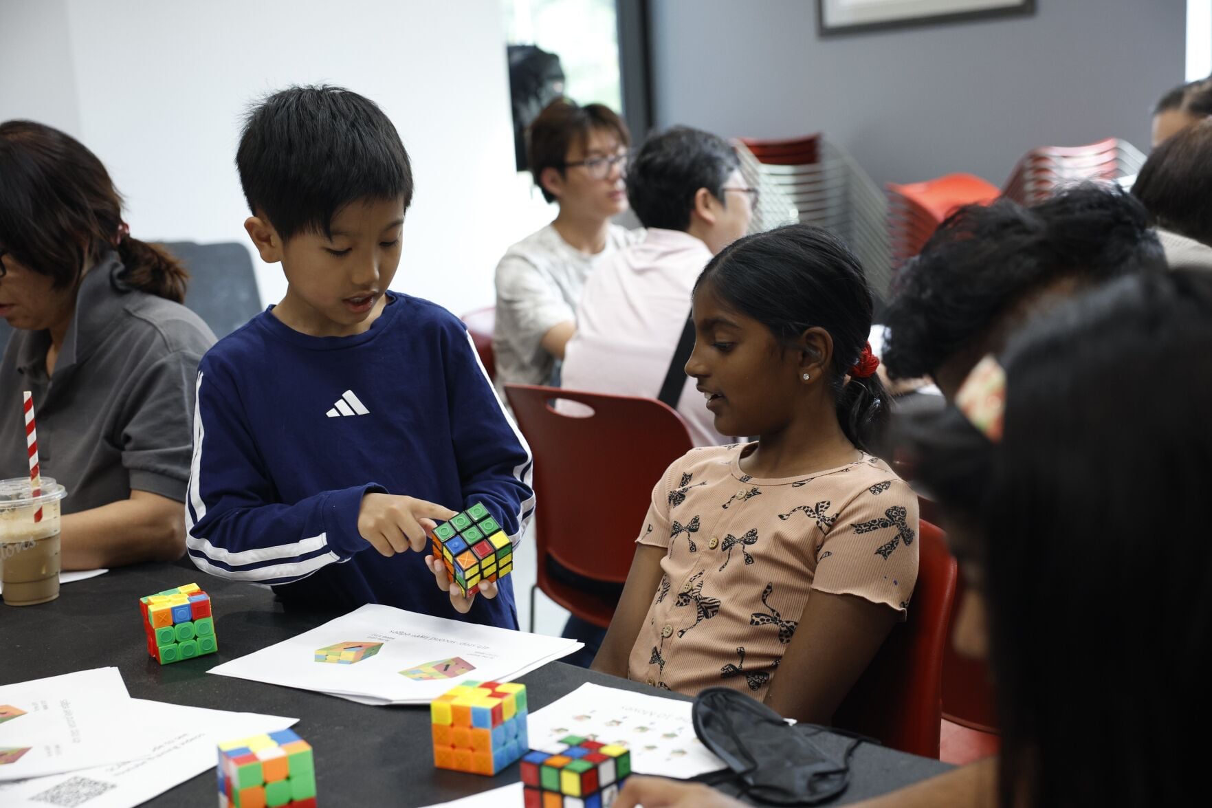 Why a big group is gathering to solve Rubik's Cubes — blindfolded — in ...