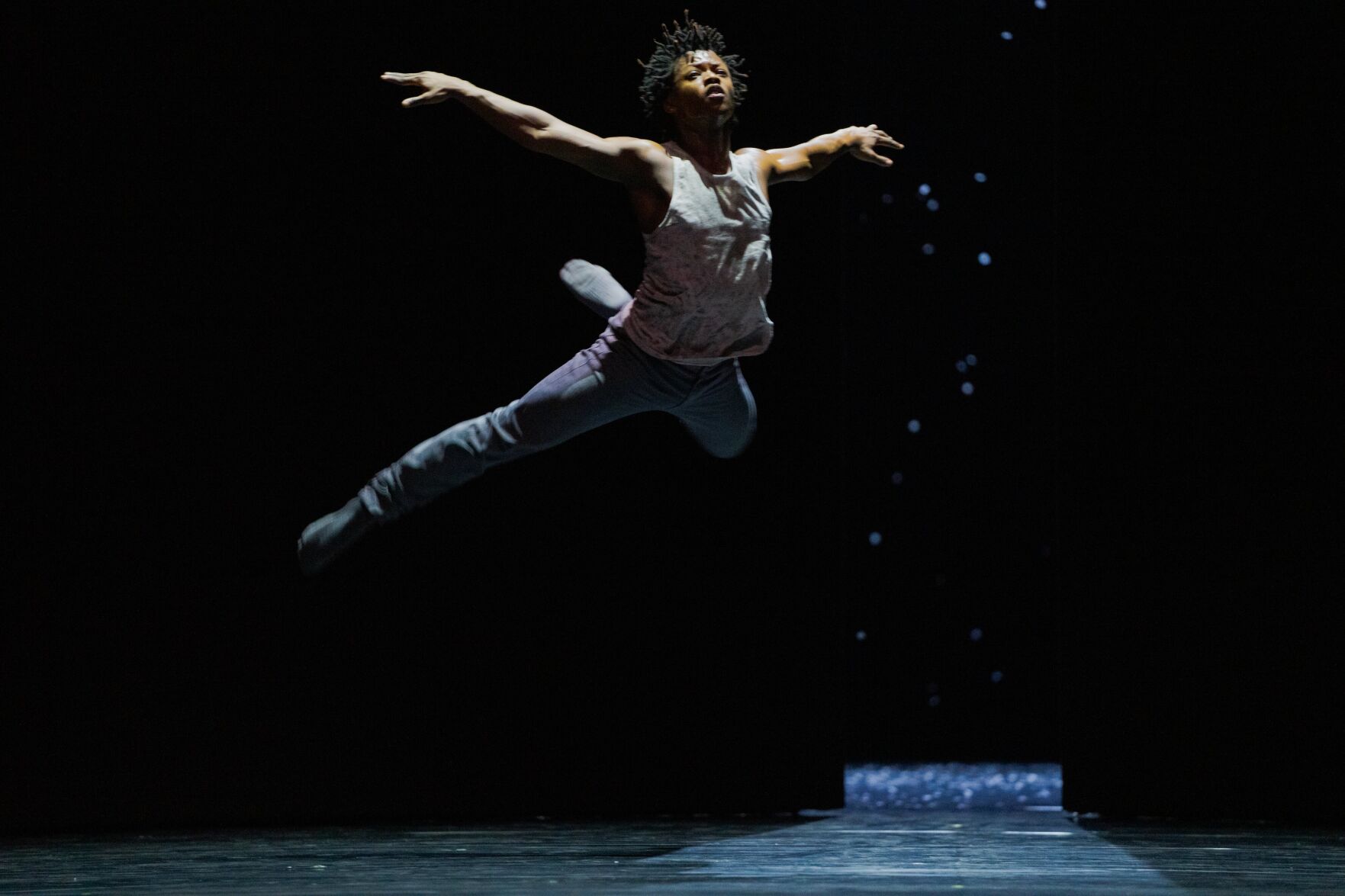 Review: Crystal Pite’s ‘Flight Pattern’ ballet in Toronto
