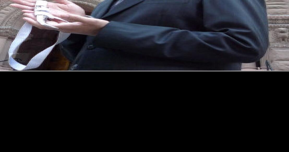 Kirpan, Sikh ceremonial dagger, now allowed in Toronto courthouses