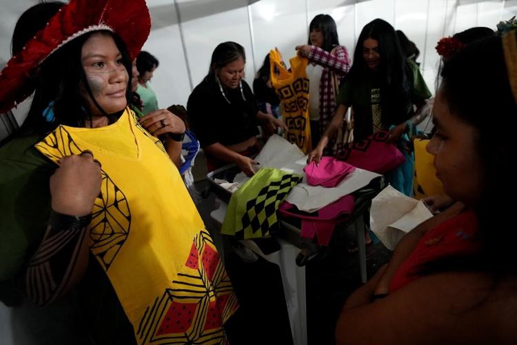 Brazilian Indigenous women use fashion to showcase their claim to ...