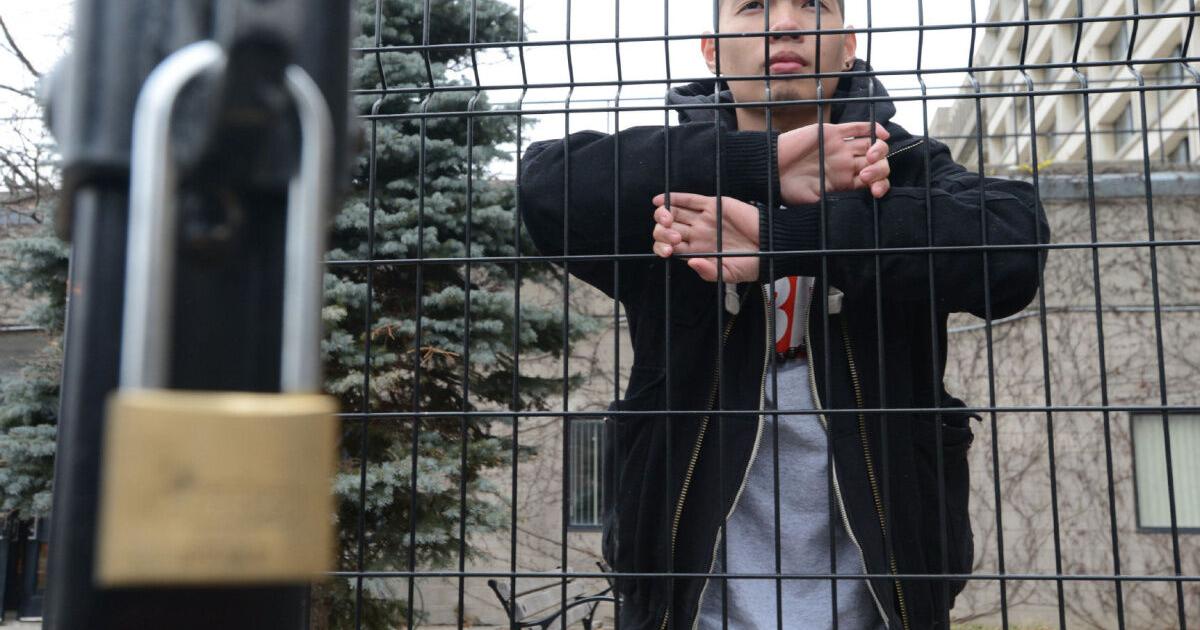 NHL Lockout: Owners and union fight but regular folks get bruised