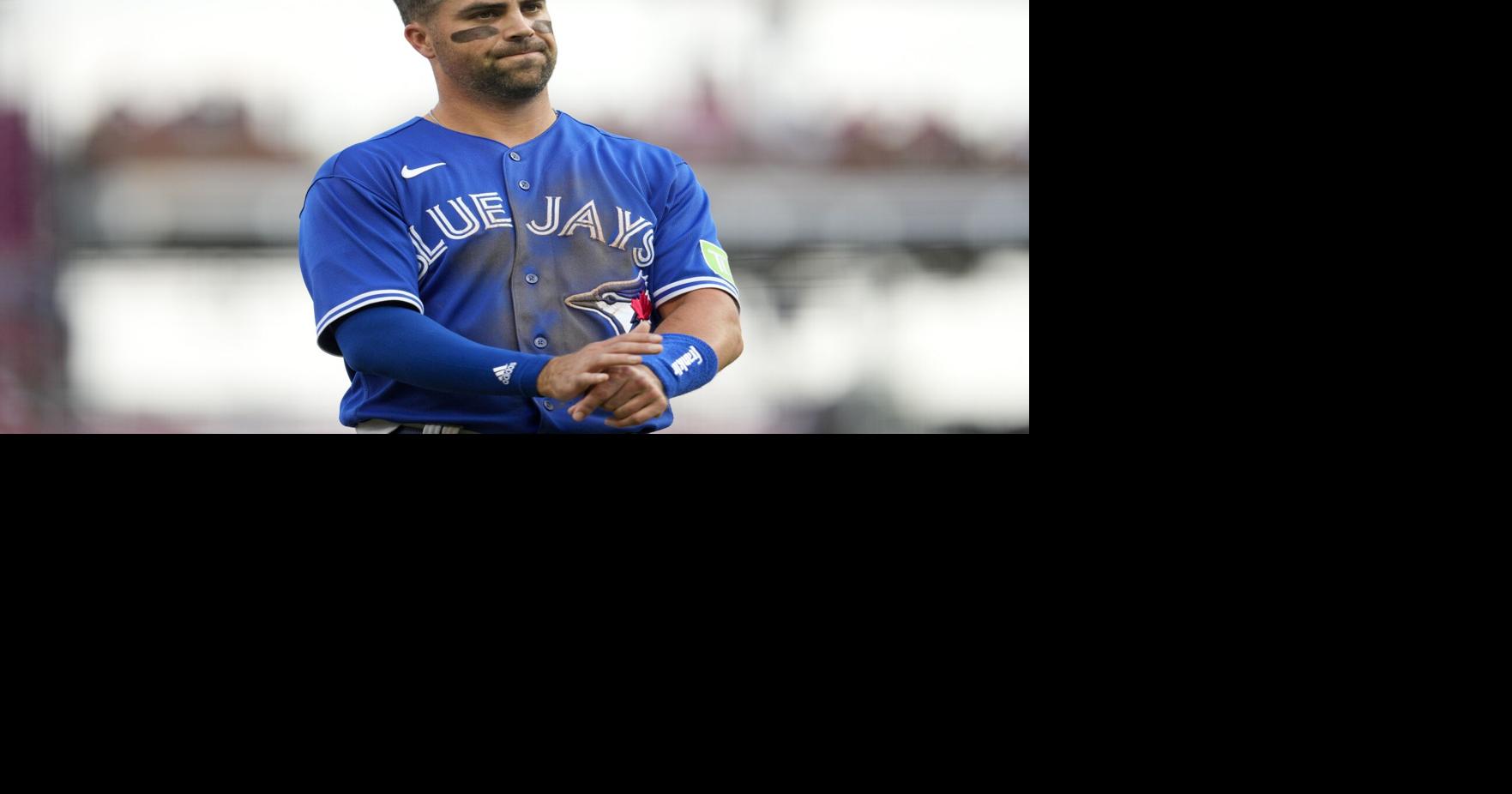 Merrifield and Blue Jays decline $18 million mutual option, allowing him to become free agent