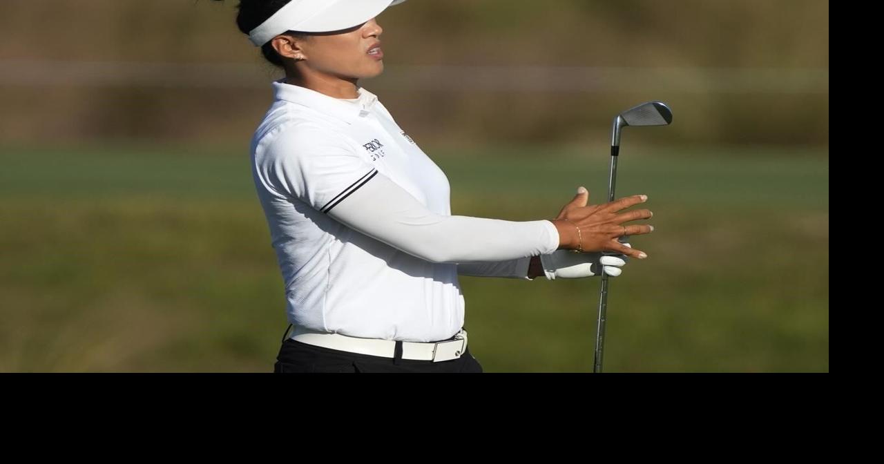 Alison Lee rides her hot streak and shares the lead with Nasa Hataoka at LPGA finale