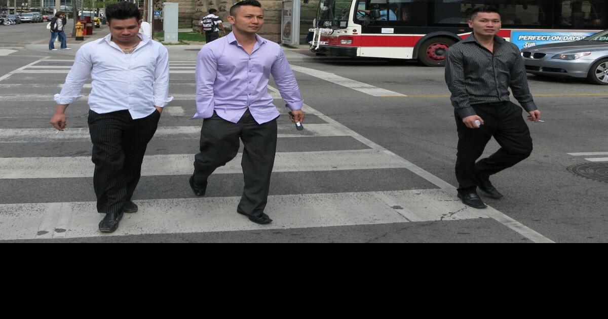 Disputed 911 call shows man calling police — to rescue him from police