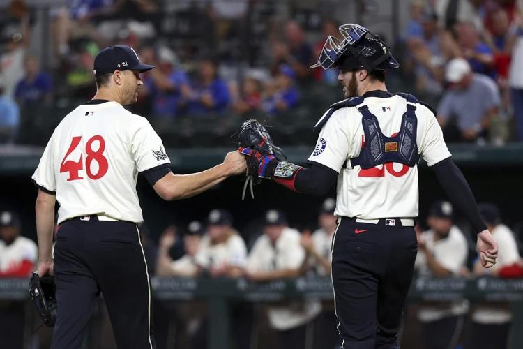 Jacob deGrom strikes out 5 in first Rangers home start since April 2023