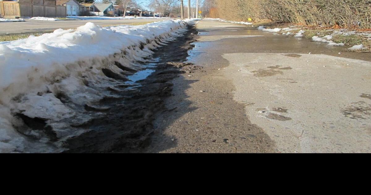 What to do if a Toronto snow plow damages your lawn