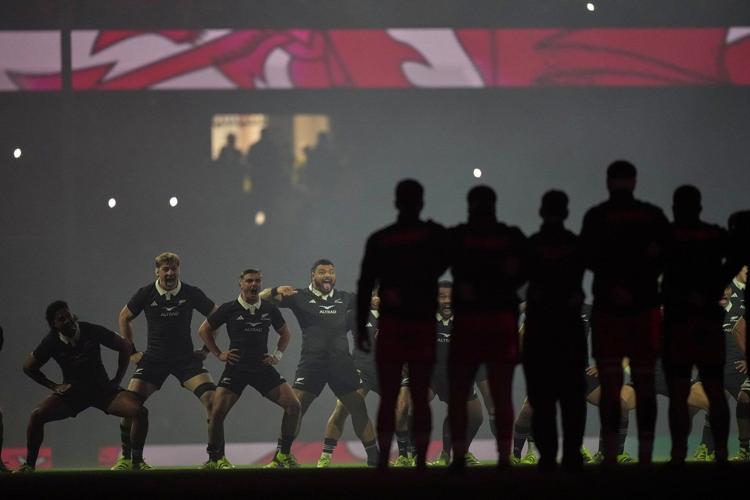 All Blacks extend 72-year winning streak against spirited Wales in ...