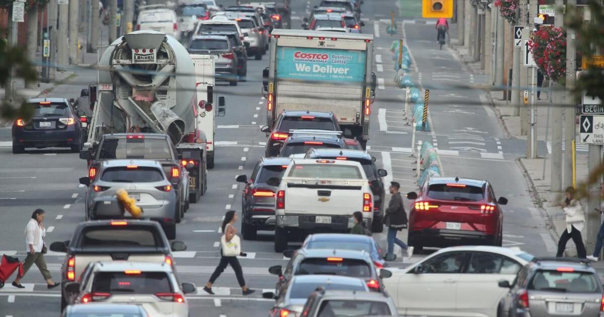 Why Toronto traffic jams are nearing pre-pandemic levels — even with ...