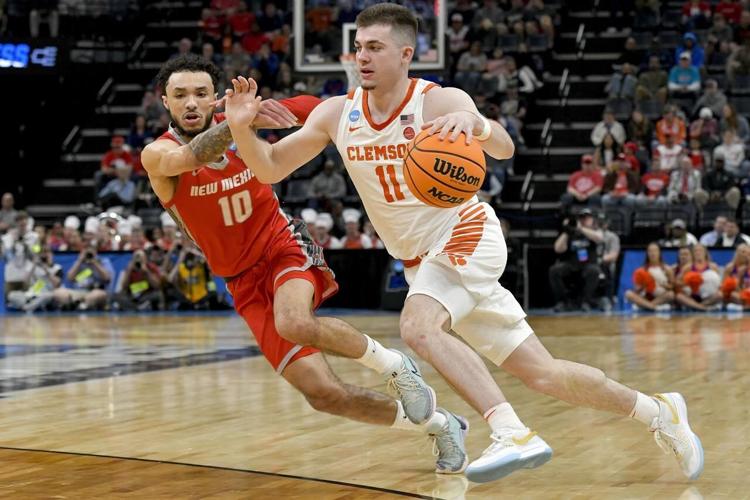 So happy together: Syracuse transfer Joseph Girard III helps lead ...