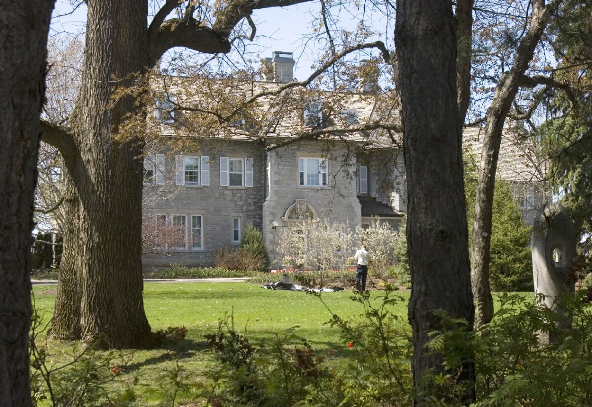 Justin Trudeau and family choose Rideau Cottage over 24 Sussex Drive