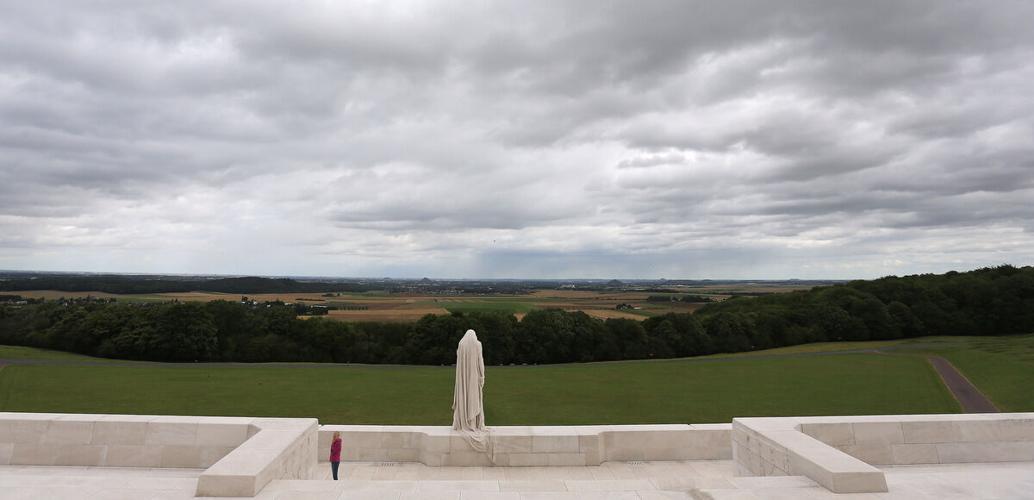 Touching history : Letters from Vimy