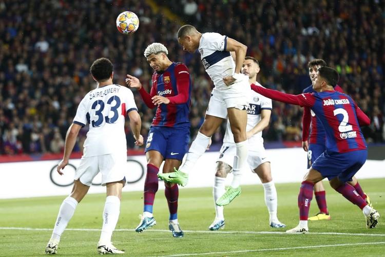 Mbappé scores twice as PSG beats Barcelona to reverse 1st-leg loss and ...