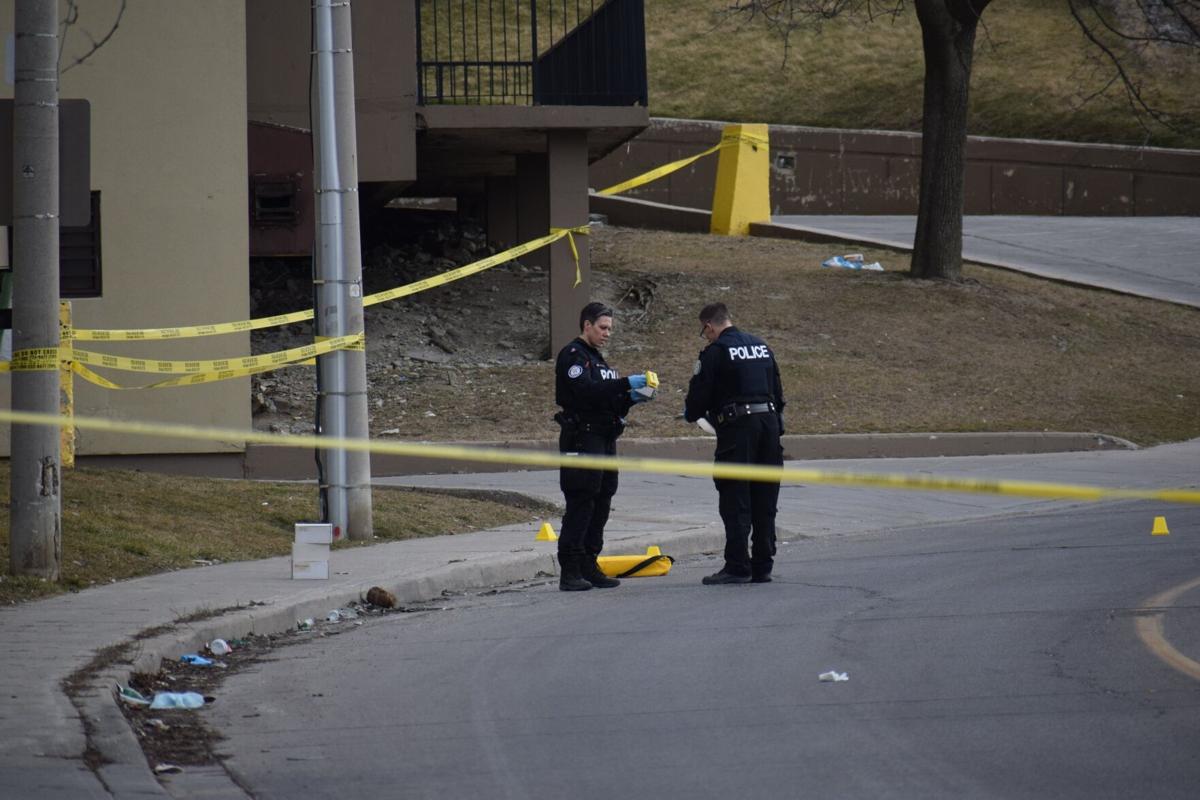 2 men dead after shooting near Weston and Lawrence