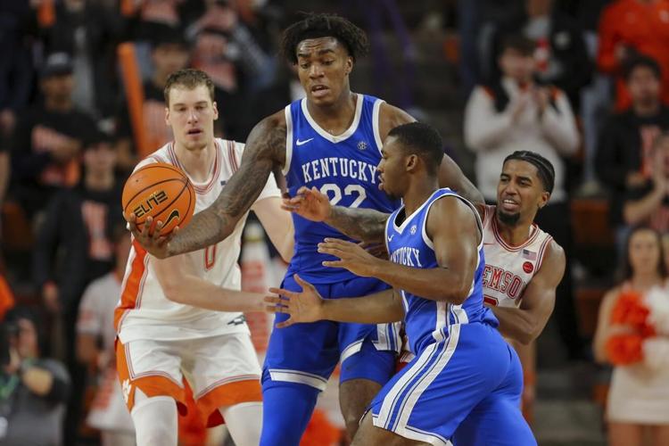 Clemson beats No. 4 Kentucky 70-66 for another top-5 win as Tigers hope ...