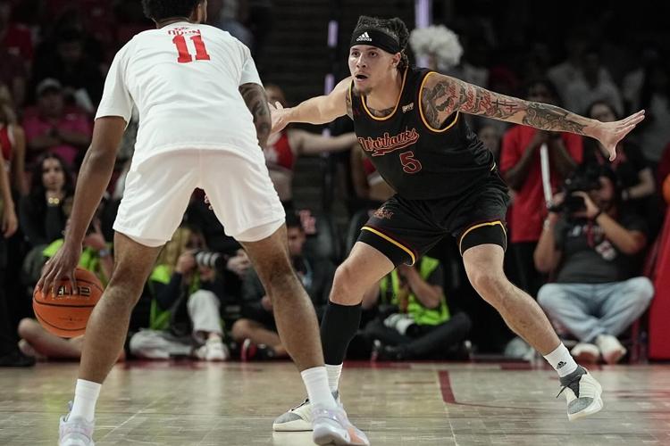 Emanuel Sharp scores career-high 20 points, No. 7 Houston beats ...