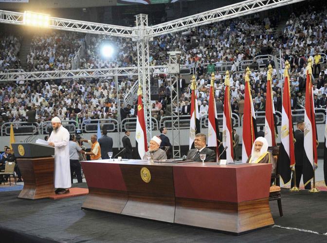 Syria: Egypt’s Morsi cuts diplomatic ties, calls for no-fly zone