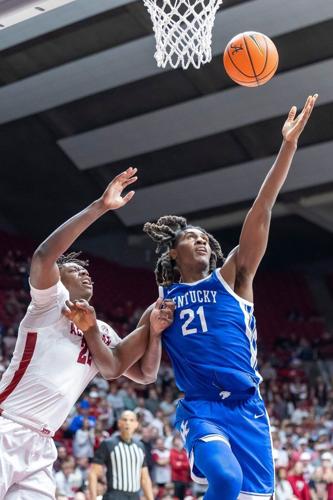 Aden Holloway scores 26 to lead No. 14 Alabama over Kentucky 89-74