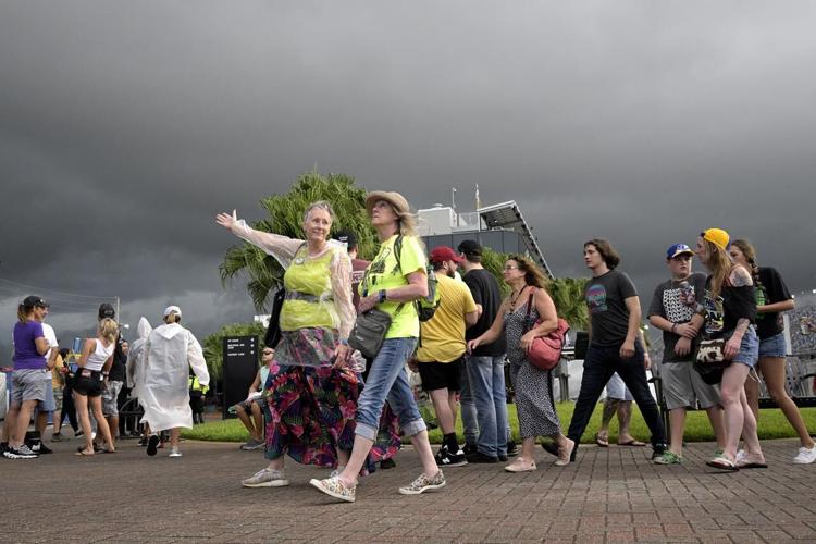 Clements wins at crash-filled Daytona, reaches postseason