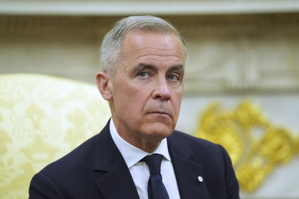 Mark Carney meeting with Donald Trump at the White House