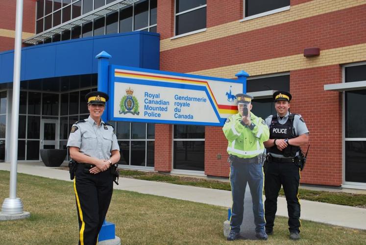 Meet Constable Scarecrow — Lloydminster RCMP’s life-size decoy to curb ...