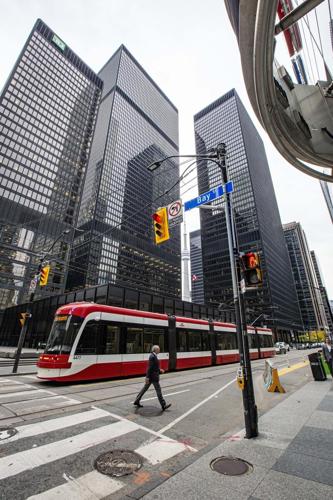 Toronto downtown office vacancy rate climbs to 13.6%