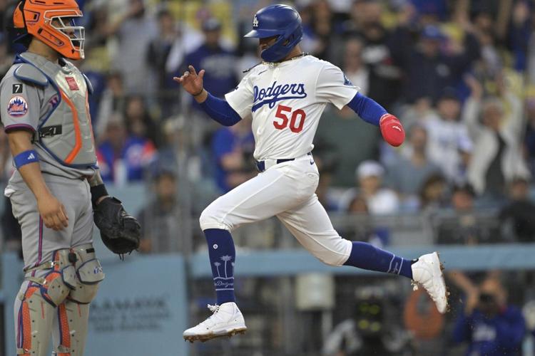 Muncy's 2 homers and Freeman's RBI double lift Dodgers over Mets 6-5 in ...