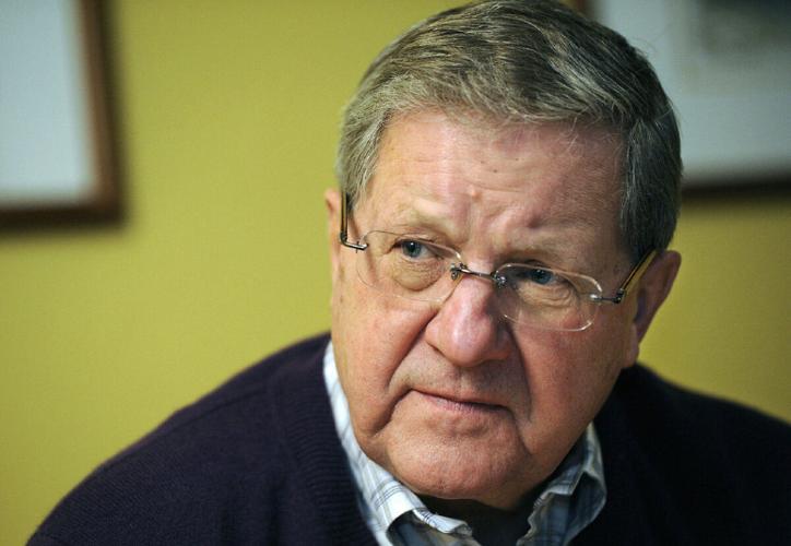 Don’t jail migrants in federal prisons: Ex-Liberal ministers