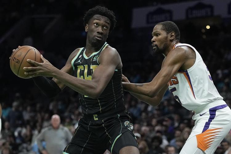 ‘Nervous’ Kevin Durant excels in Suns debut with 23 points