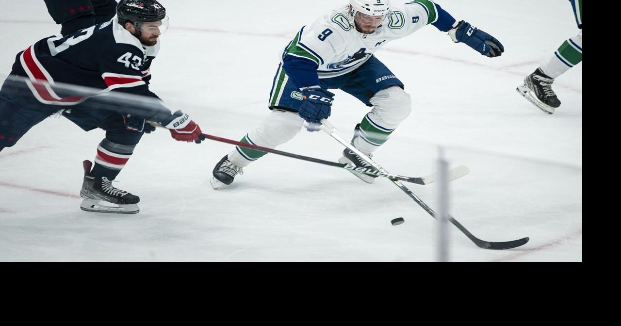 Pettersson scores twice, Canucks beat Capitals to snap skid