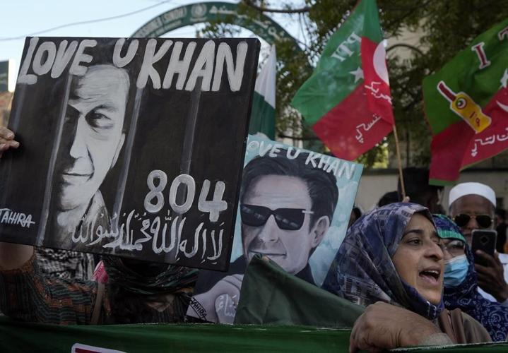Pakistans Former Premier Imran Khan And His Wife Plead Not Guilty In 3067