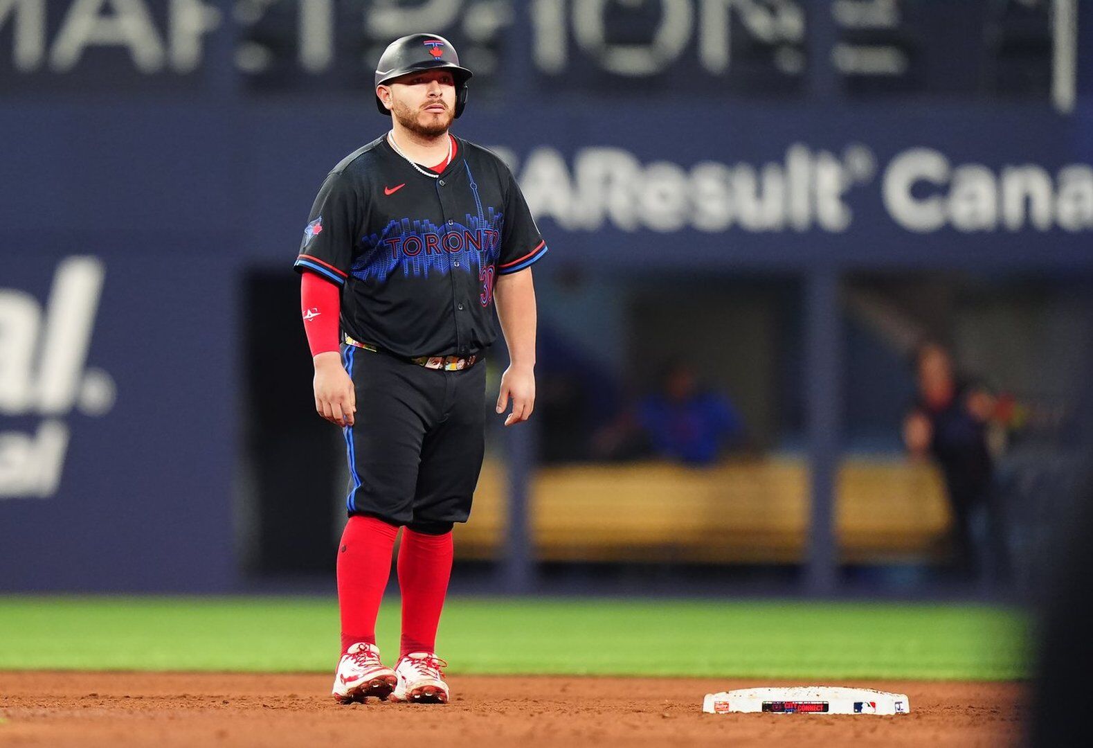 Kirk plays hero, steals first career base in Blue Jays' 6-5 win over ...