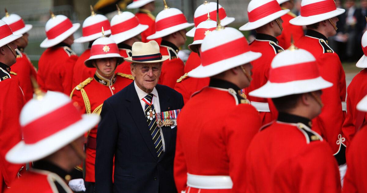 Prince Philip honours Canadian military battalion