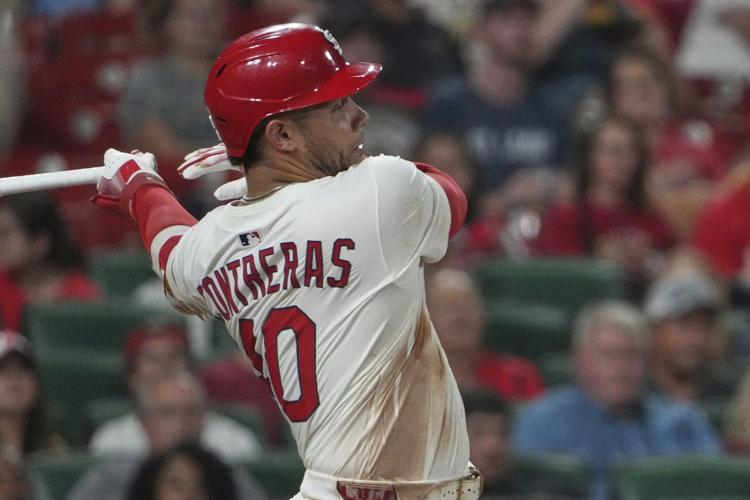 Cardinals place first baseman Willson Contreras on the 10-day IL with a shoulder strain