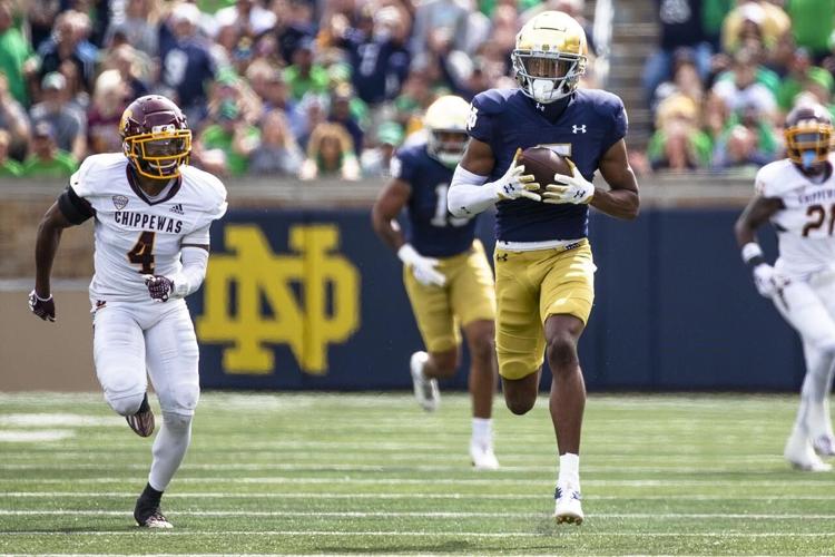 Hartman Throws 3 Td Passes As No 9 Notre Dame Preps For Showdown With