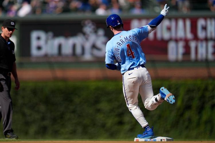 Crow-Armstrong hits 30th HR, making him the record 6th 30-30 player in ...