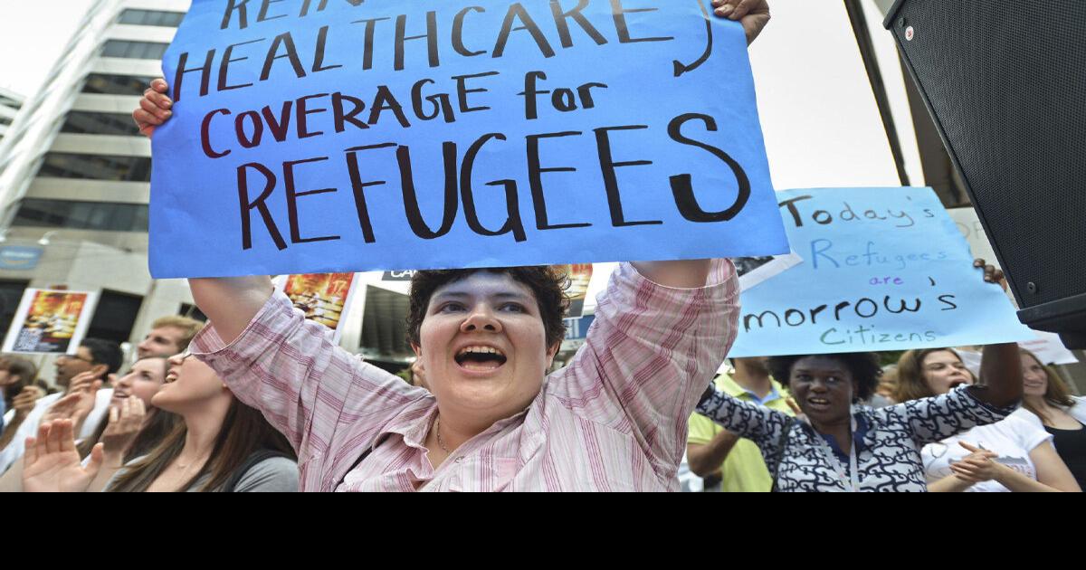 Ontario right to fix Ottawa's mistake on refugee health care