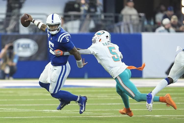 QB Richardson's late scoring drives send Colts past Dolphins 16-10