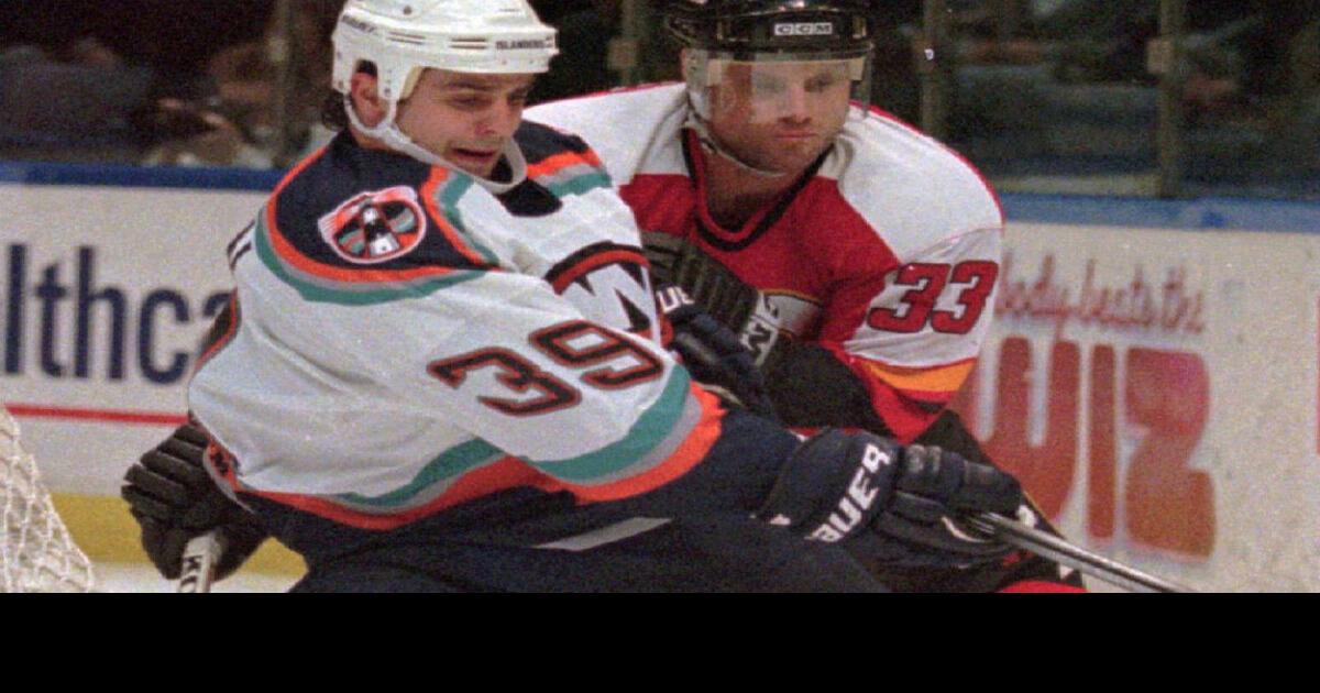 Zarley Zalapski, former NHL defenceman, dies at 49