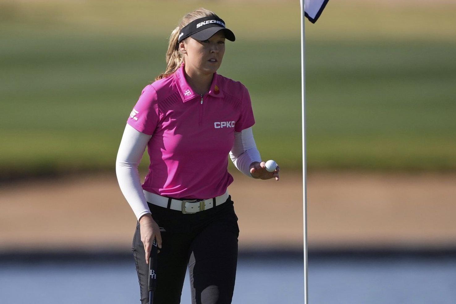 Canada's Brooke Henderson wins in another rout and Nelly Korda hangs on in LPGA Match Play