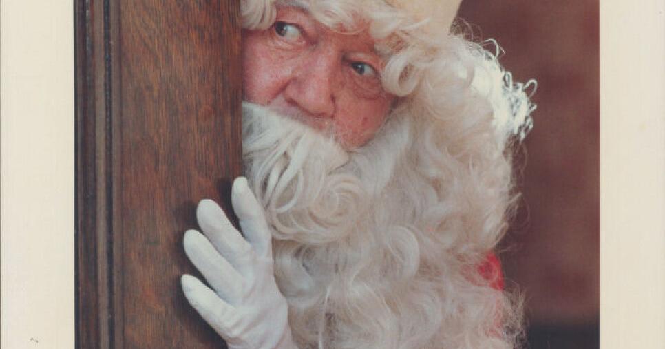 Pretending Santa is real only hurts your kids: Ethically Speaking