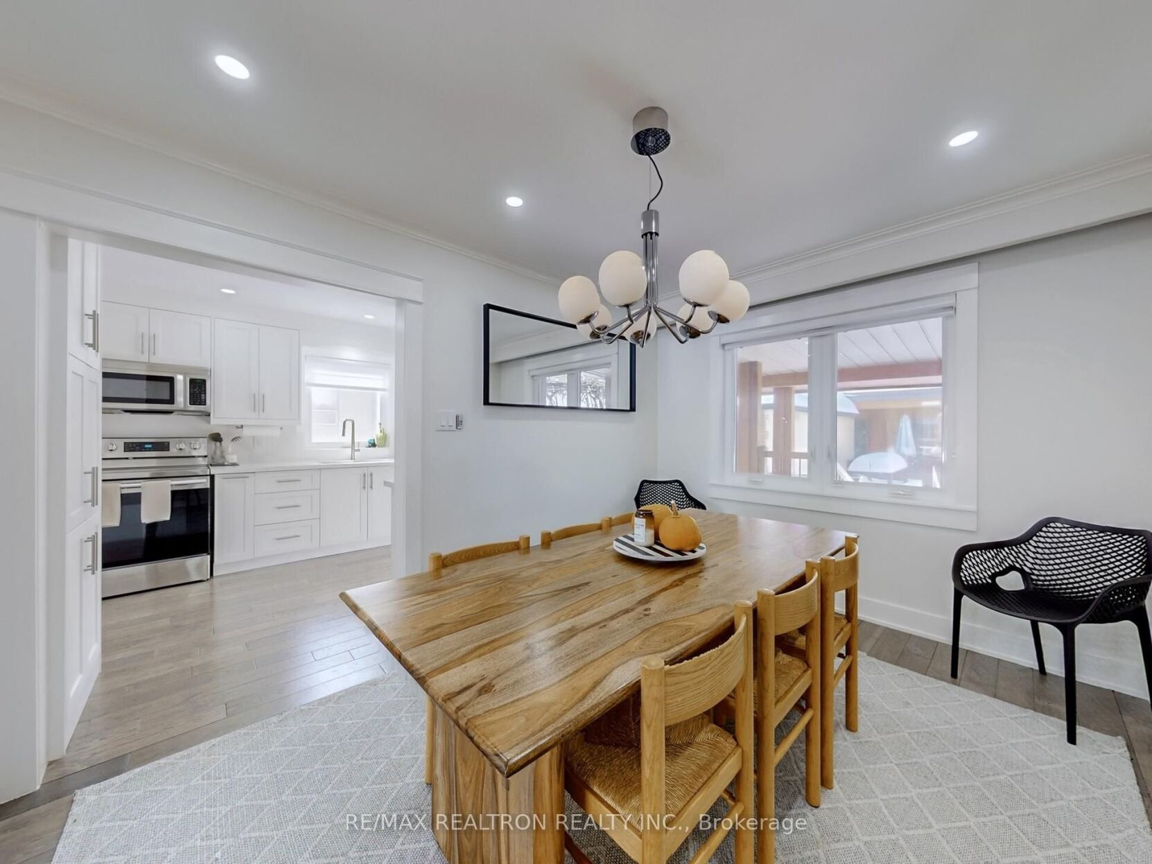This Rockcliffe-Smythe home just listed for $1 million