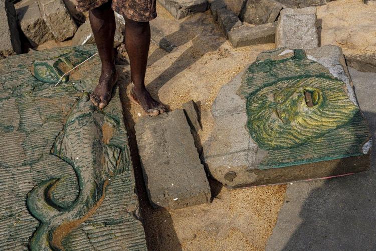AP PHOTOS: 'We don’t have anywhere to go.' In Ghana, rising seas ...