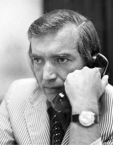 Bruce Garvey, 70: A classic newspaperman