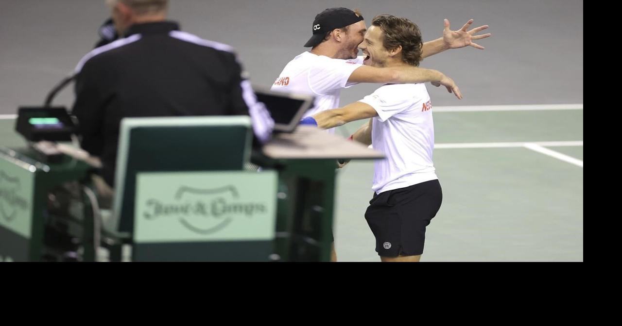 Auger-Aliassime guarantees Canada spot in quarterfinal stage of Davis Cup Finals