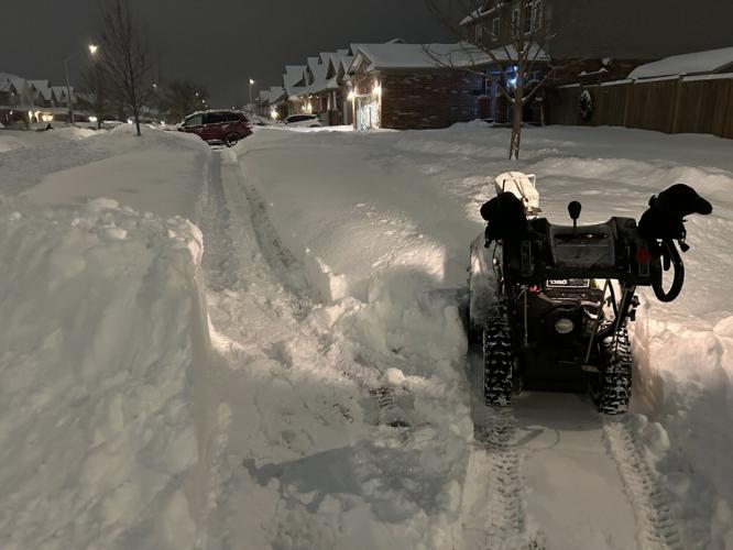 Toronto winter storm: Clean up after the storm