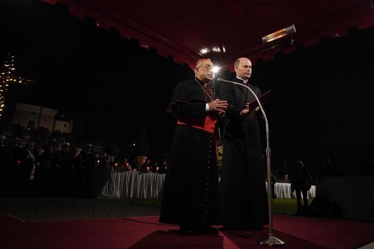 Pope presides over Easter Vigil, delivers 10-minute homily after ...