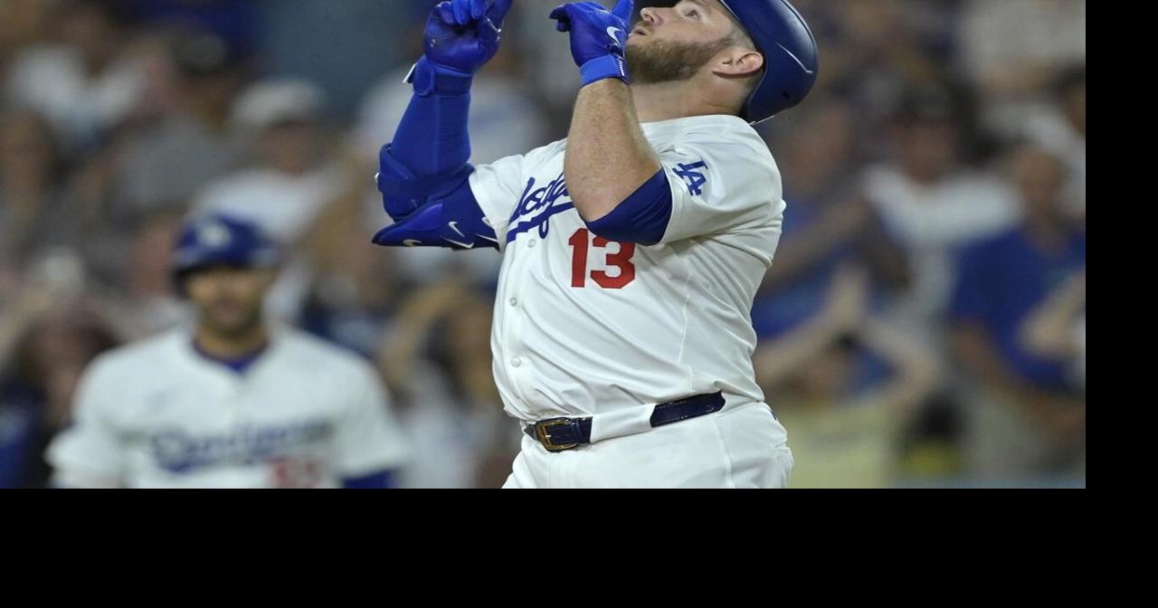 Pinch-hitter Jason Heyward delivers 3-run homer in 8th as Dodgers rally ...